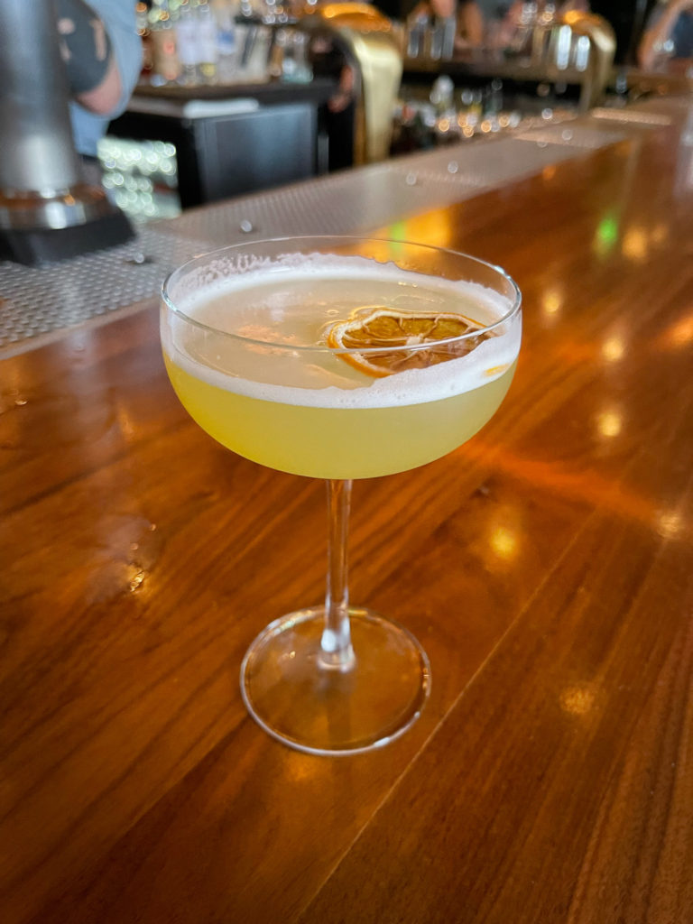 Best Places to Drink in Seattle - Happy Healthy Stylish